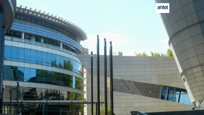 Charles Darwin by cristian Recalde on Prezi