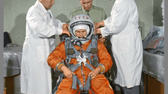 Astronauta rusa que fue la primera mujer que tripuló una nav by ...