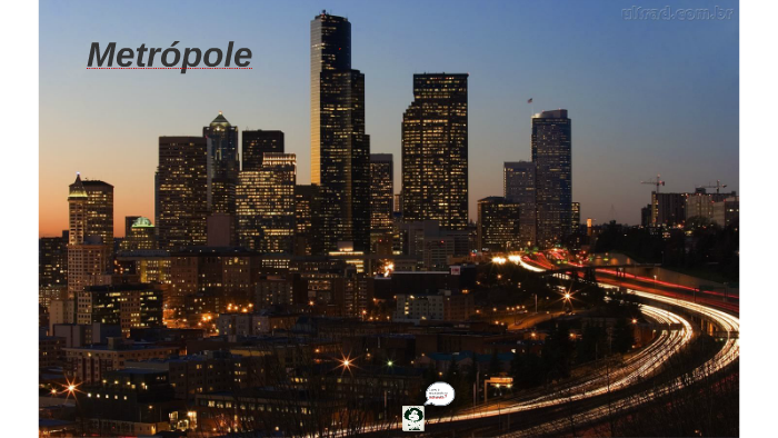 O que significa metrópole by Isabelle Arias