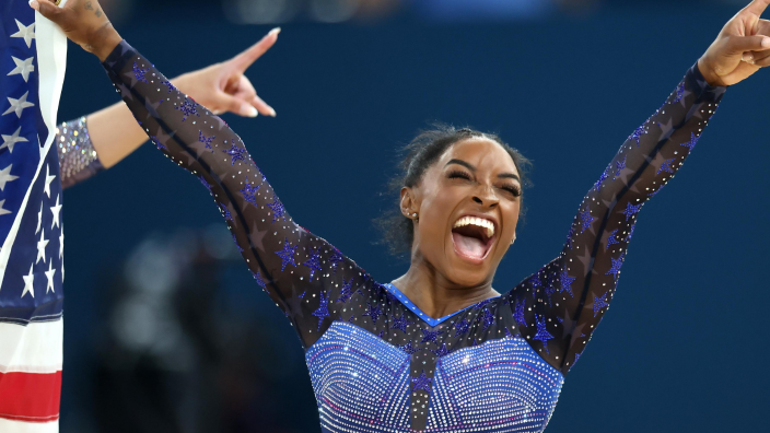 simone biles by Jason Levasseur Demarbre on Prezi