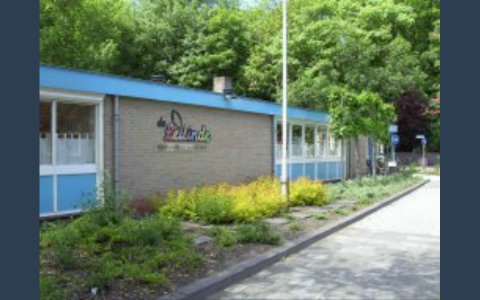 Thom by ellen postma on Prezi