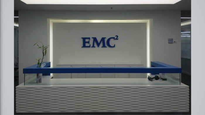 EMC2 by on Prezi