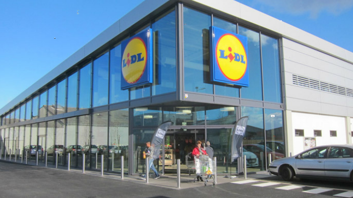 Stratégie LIDL by Manal AMMOR on Prezi